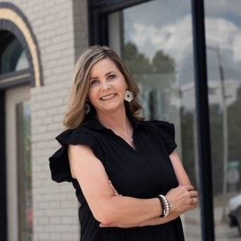 Michelle Markham - Vinita - Solid Rock Realtors